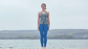 How To Do Mountain Pose In Yoga (Tadasana)